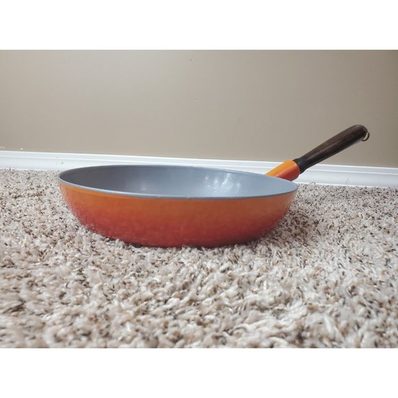 Descoware | Kitchen | Vtg Descoware Orange Frying Pan 23d Made In ...